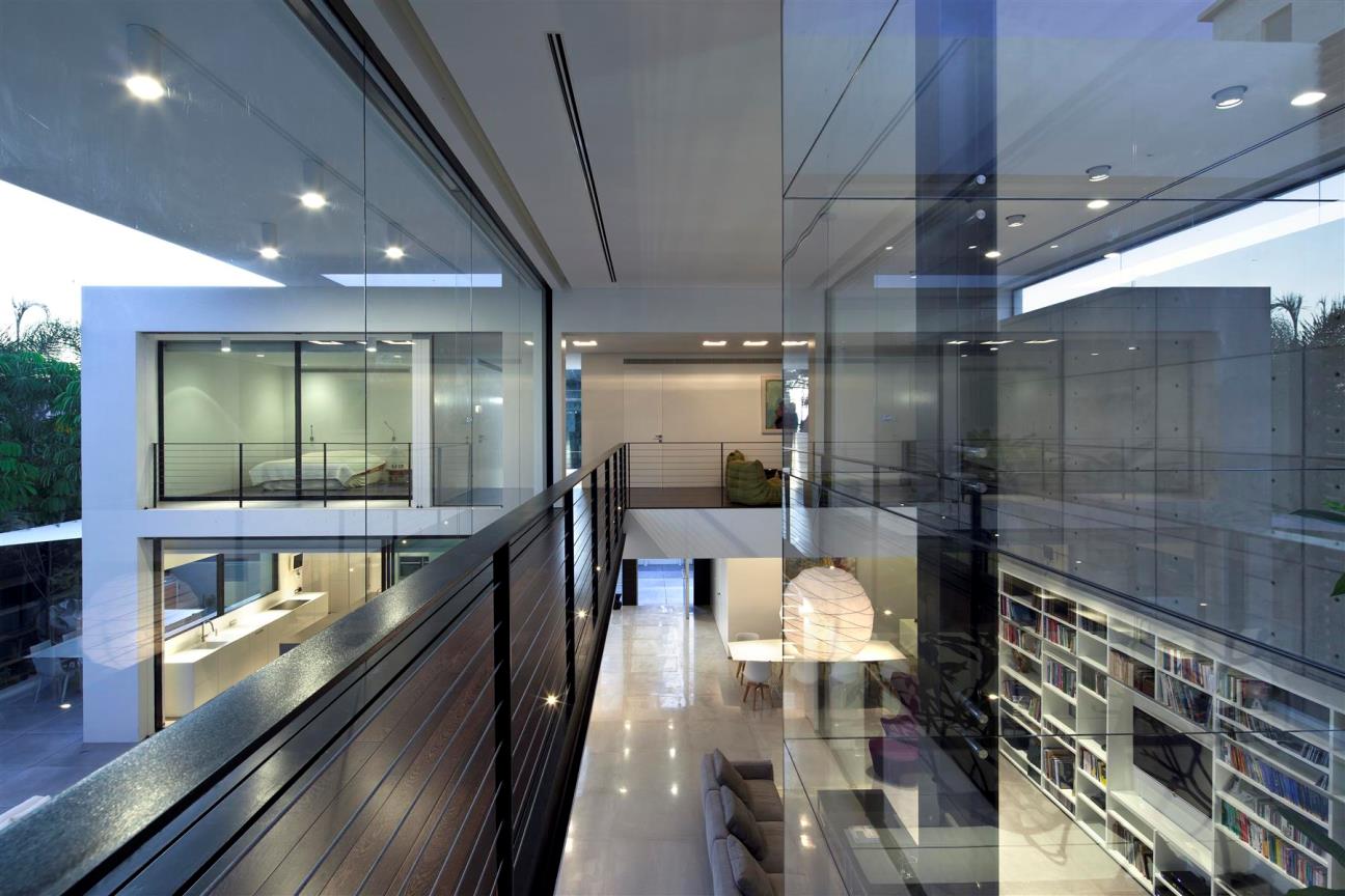 Spectacular Haifa Modern House in Israel by Pitsou Kedem