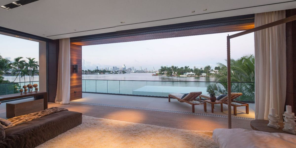 Casa Clara in Miami Beach by Choeff Levy Fischman LUXURY HOUSES Magazine