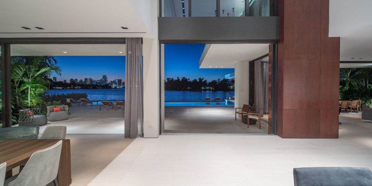 Casa Clara in Miami Beach by Choeff Levy Fischman LUXURY HOUSES Magazine