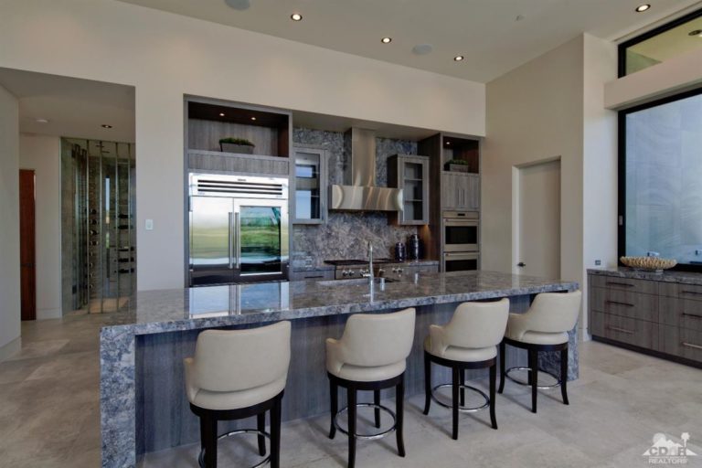 Spectacular Madison Club Modern Estate listed for $7,895,000