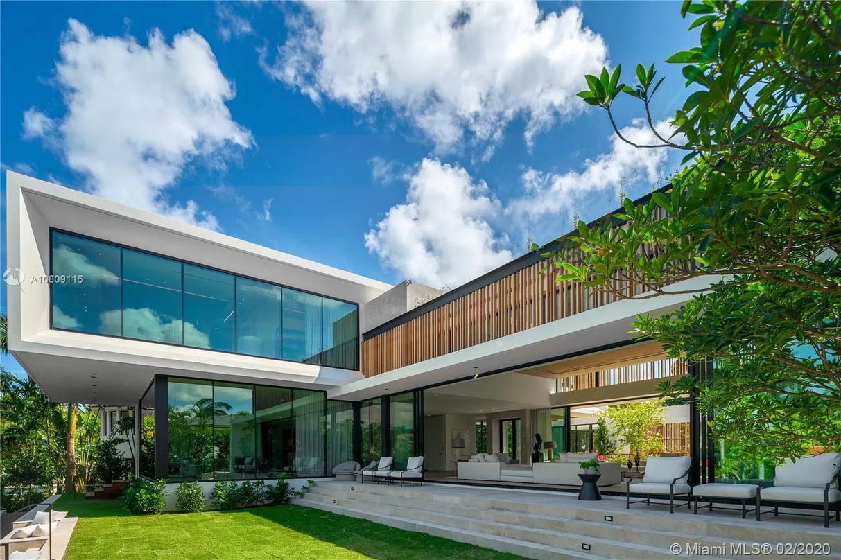Architectural Masterpiece Showcases Striking and Functional Ultra ...