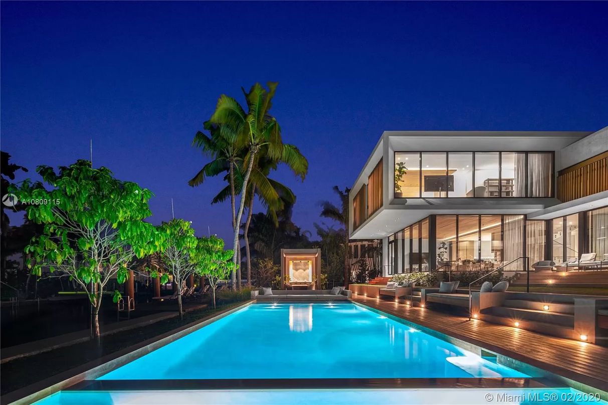 Architectural Masterpiece Showcases Striking and Functional Ultra ...