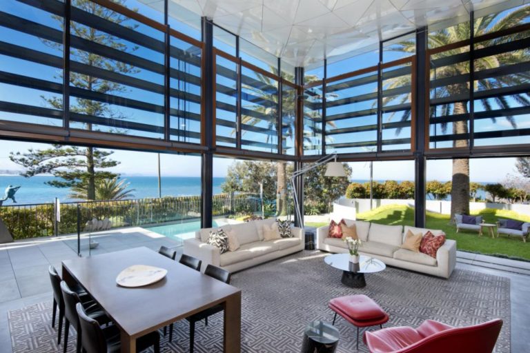 The Point House in New South Wales by Peter Stutchbury Architecture