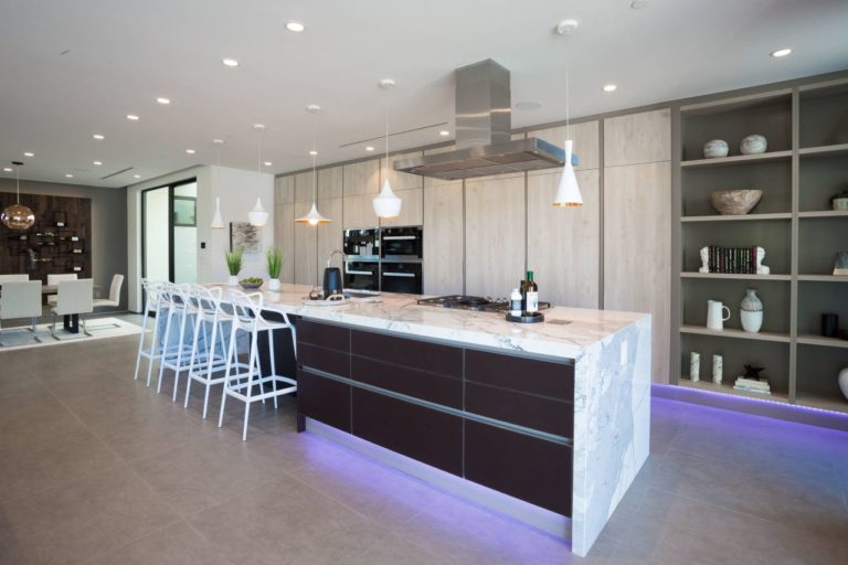 Clifton Way Modern Home by 4br Design-Modern Luxury Interior Design