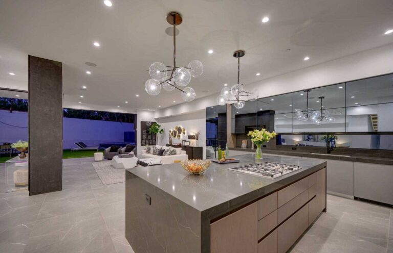 West Sunset Modern Home in Los Angeles Listed for $6.7 Million