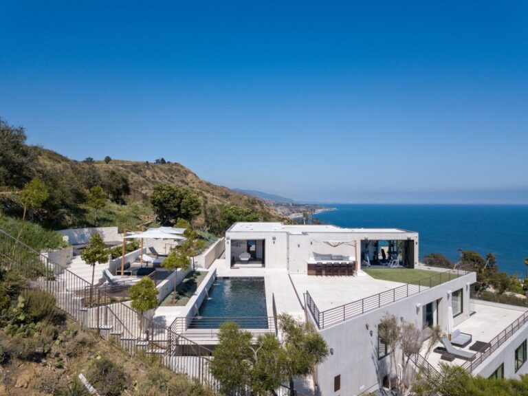 $27.5 Million Magnificent Ocean View Home in Malibu, California