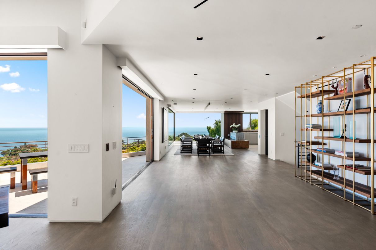 $27.5 Million Magnificent Ocean View Home in Malibu, California
