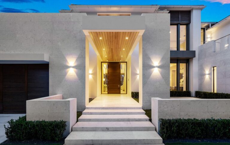 Alexander Palm Modern Home in Boca Raton by Stofft Cooney Architects