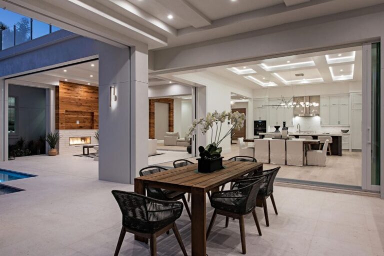 Coastal Contemporary Home in Naples, Florida by Falcon Design
