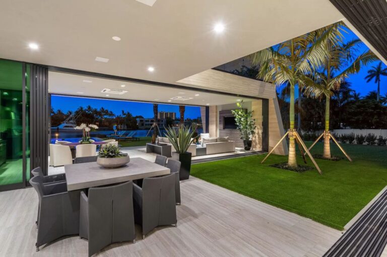 $14.5 Million Stunning Modern Waterfront Home in East Boca Raton