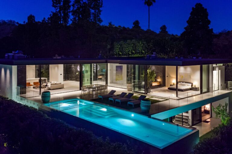 Blue Jay Way Modern Home in Los Angeles by McClean Design