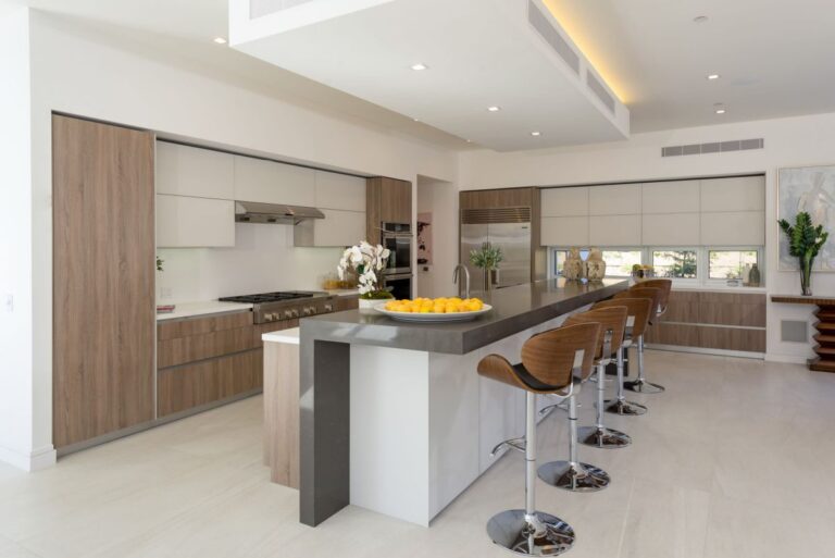 California House with Exceptional Design in Agoura for Sale $4.25 Million