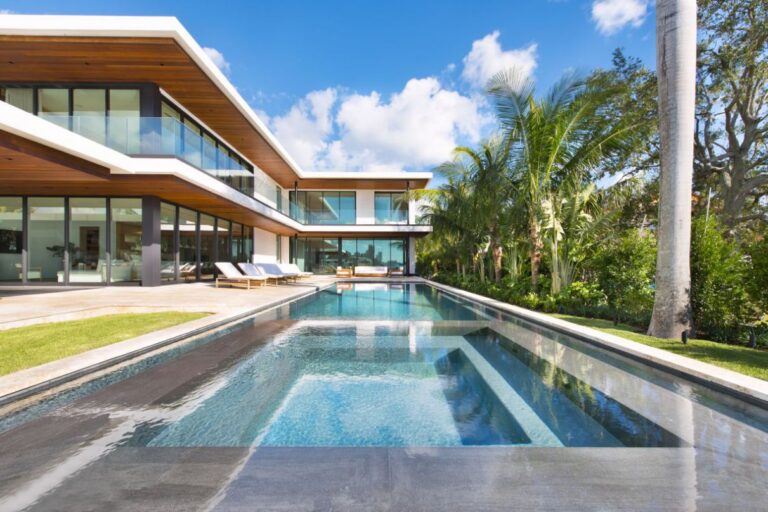 Miami Beach Modern Waterfront Home by In-Site Design Group LLC