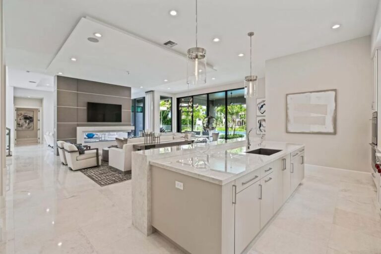 Florida's Jupiter New Construction Home hits Market for 6.295 Million