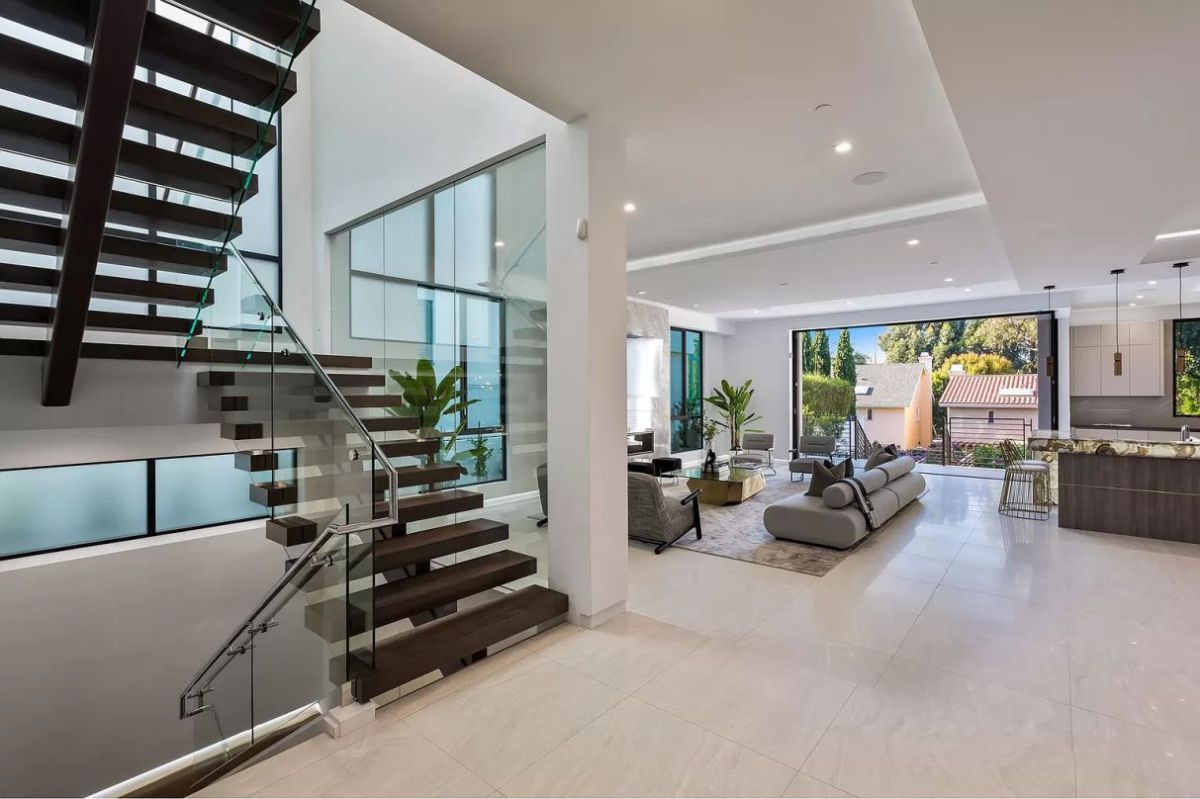 Impeccably Modern Manhattan Beach Home for Sale at $5.995 Million