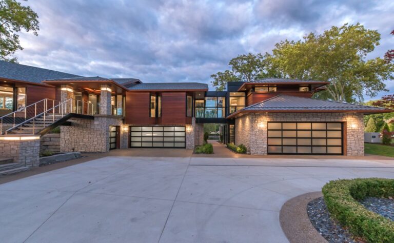 Spectacular Dingman Home in Michigan by AZD Associates