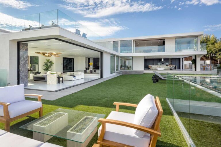 An Ultra Modern Luxury Home in Los Angeles for Rent $45,000 per Month