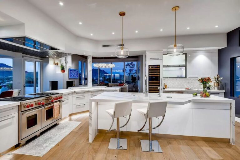 Stunning Modern Contemporary Home in Phoenix for Sale at $2,495,000