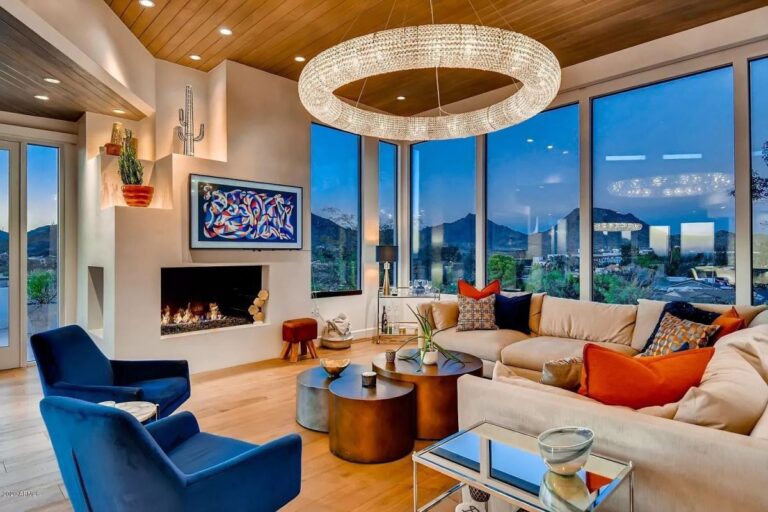 Stunning Modern Contemporary Home in Phoenix for Sale at $2,495,000