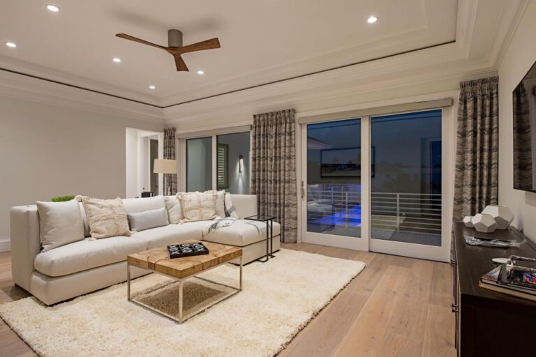 Naples Contemporary Home offers Captivating Views and Clean Lines