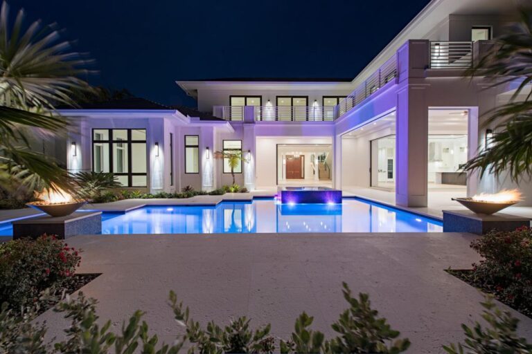 Naples Contemporary Home offers Captivating Views and Clean Lines