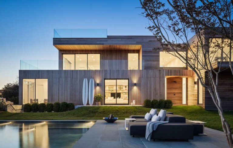 Stunning New Modern House in New York hits Market for $12,500,000