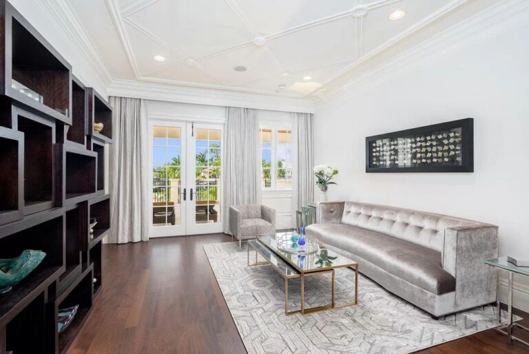 An Impeccable Palm Beach Style Mansion in Boca Raton offering Luxurious ...