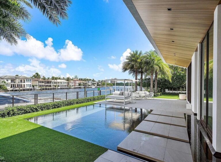 Unparalleled Waterfront Luxury Residence with Breathtaking Views in ...