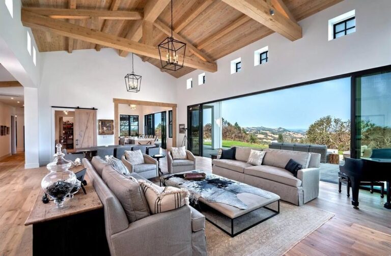 Modern Farmhouse in Healdsburg Set on 77 Acres Asking for $7,890,000