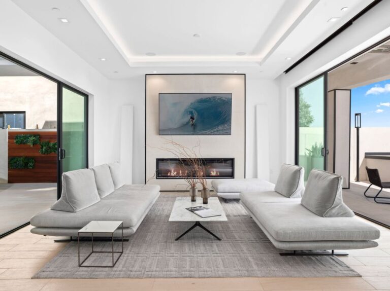 This $19,100,000 California House is A Remarkable Residence of Luxury