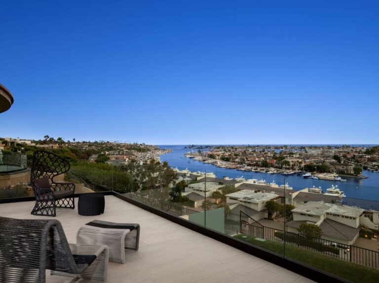 This $19,100,000 California House is A Remarkable Residence of Luxury