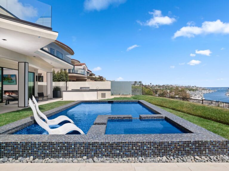 This $19,100,000 California House is A Remarkable Residence of Luxury