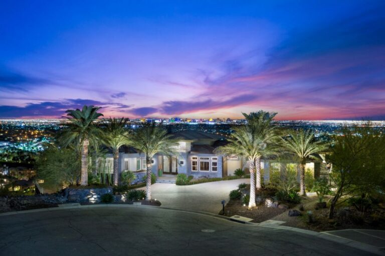 Luxurious Henderson Estate with Spectacular Views on A Private Hillside ...