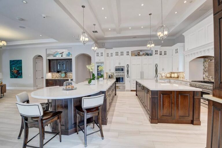 This Incredible $6,295,000 Boca Raton House offers Resort Style Living