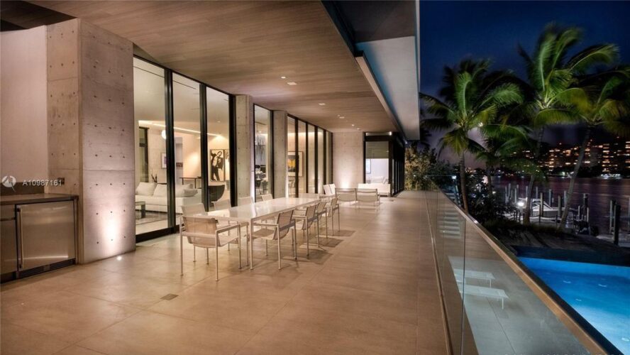 Spectacular Miami Waterfront Home Boasts Bay Views Sells $16,900,000