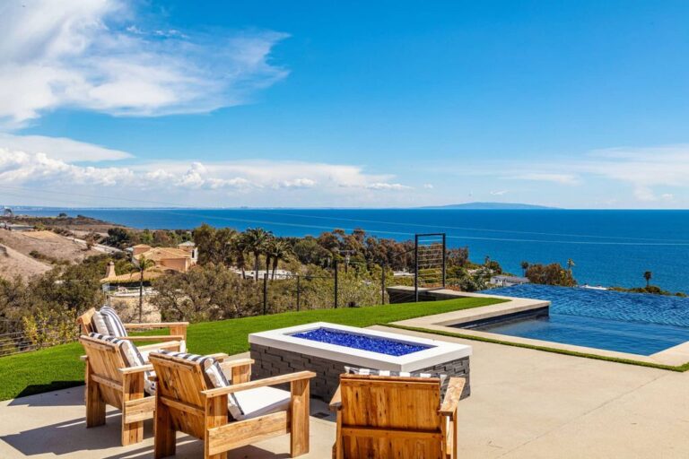 Stunning Home in Malibu offers Luxurious Lifestyle Asking for $11,750,000