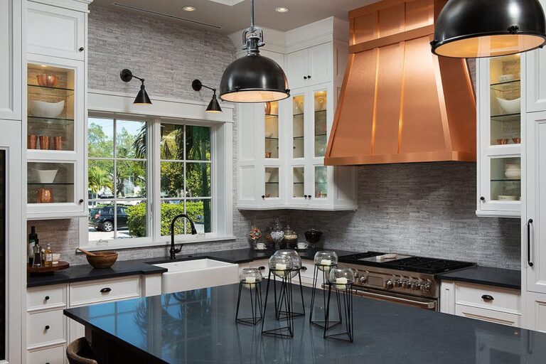 Luxurious Interior Design of 760 Park Model by Clive Daniel Home