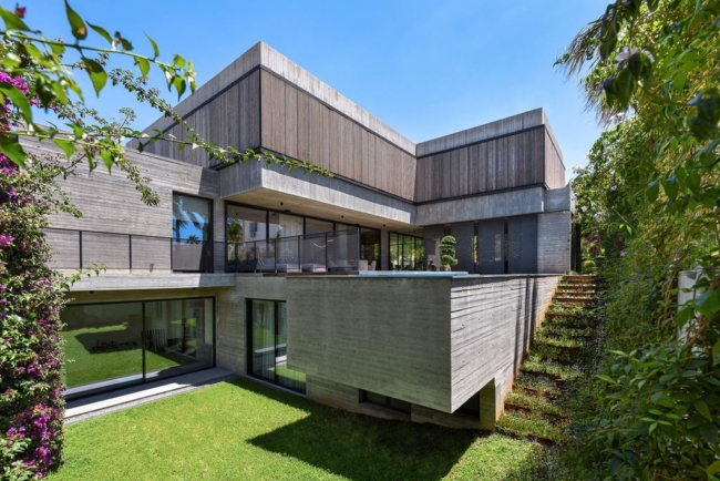 A Concrete House in Cyprus by Markella Menikou Chartered Architect