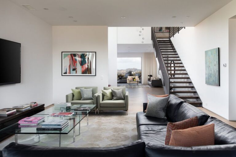 $8,495,000 Prime Beverly Hills Home offers Explosive Panoramic Views