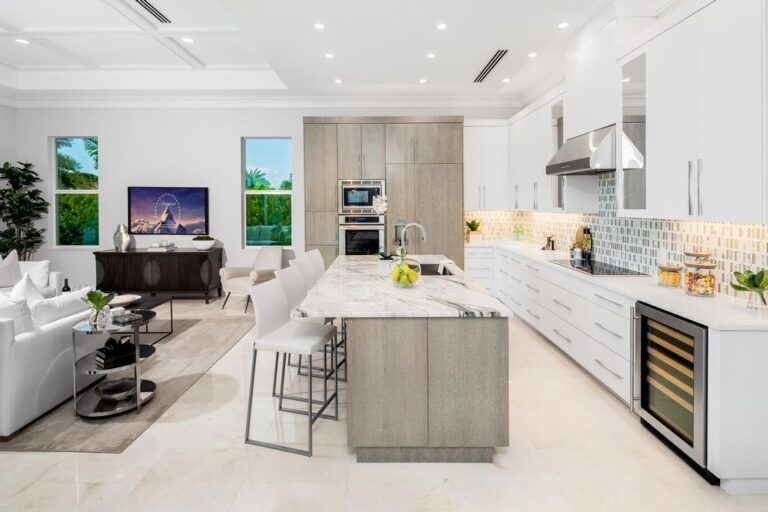 Timeless Elegant Estate in Ocean Ridge designed by Stephen Varga