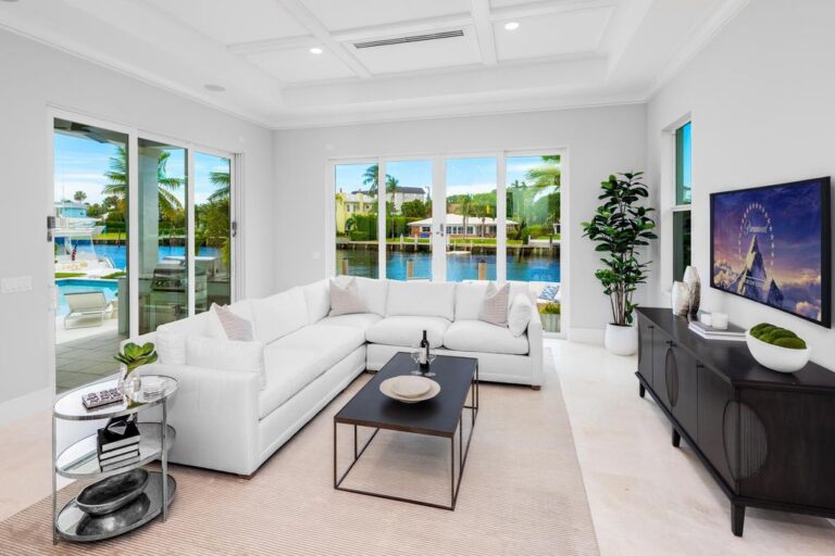 Timeless Elegant Estate in Ocean Ridge designed by Stephen Varga