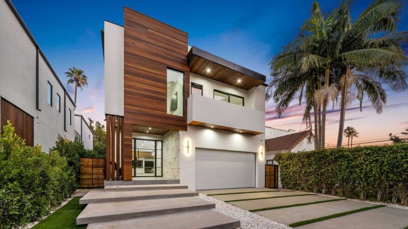 Breathtaking Texas Modern Home in Houston for Sale at $4.9 Million