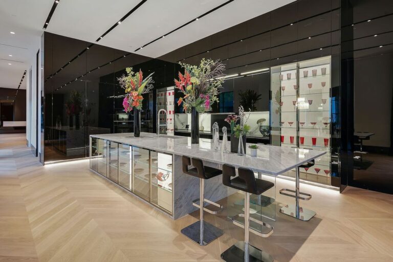 A World Class Trophy Mansion in Los Angeles Listing for $59,000,000