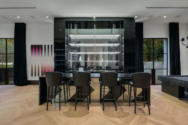 A World Class Trophy Mansion in Los Angeles Listing for $59,000,000