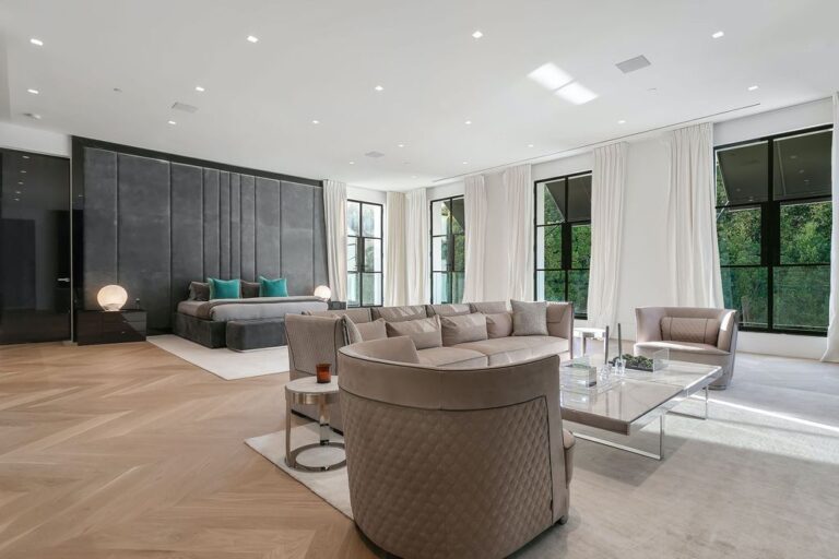 A World Class Trophy Mansion in Los Angeles Listing for $59,000,000