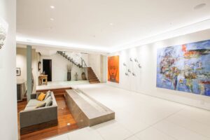 Friendly Architectural House in California with a Sun Power Solar System