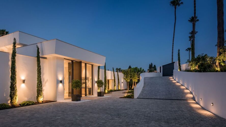 Majestic Elegance of Villa Sotogrande Goft in Spain by Ark Architects