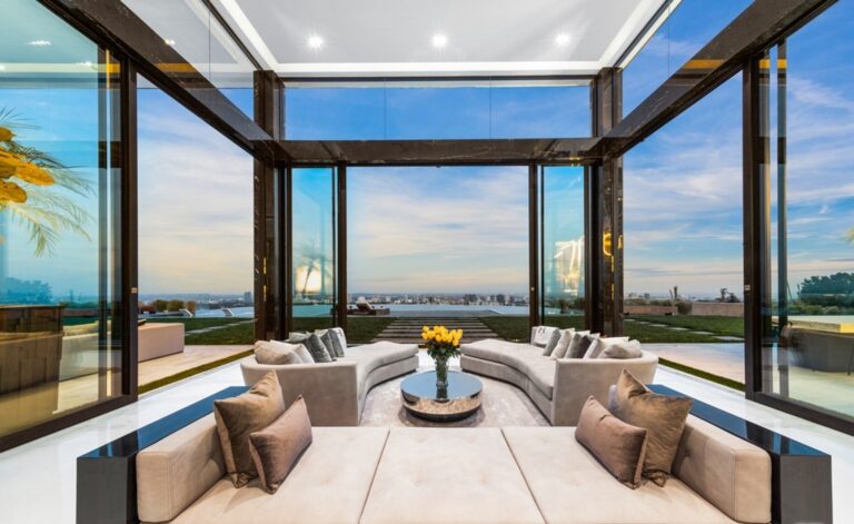 Palazzo di Vista: A Breathtaking Architectural Masterpiece in Bel Air ...