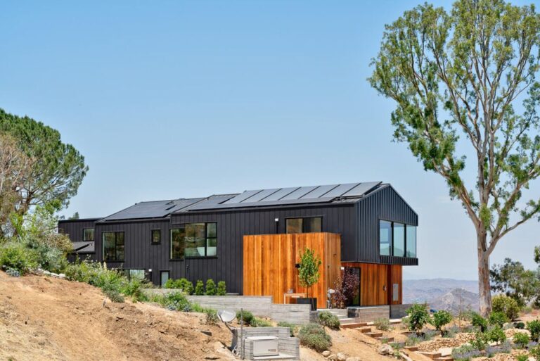 One of A Kind Home in California with Mountain Views for Sale $6,250,000