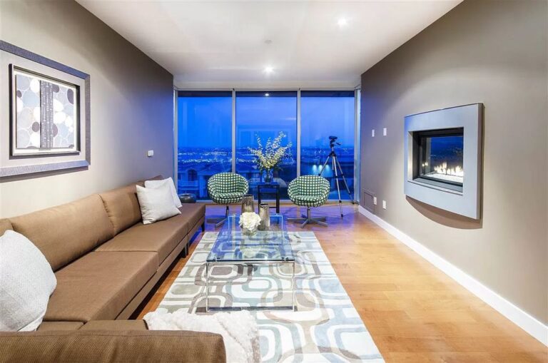 Spectacular Custom Built Contemporary Home in West Vancouver immersing ...